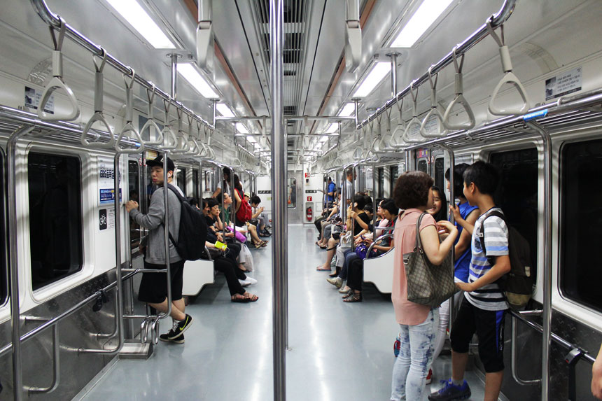 Metropolitan Subway: Seoul transport guide | Travelvui