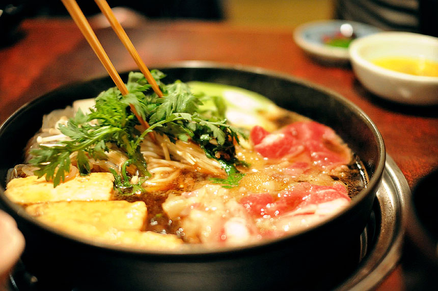 Sukiyaki : Tokyo's Must-Try Food | Travelvui