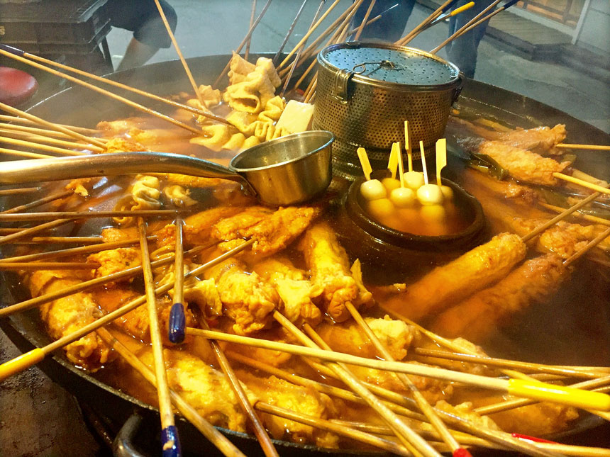 Odeng (Korean Fish Cake) : Recommended Street Food | Travelvui