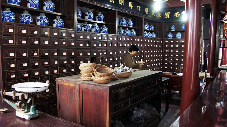 Traditional Chinese Medicine: Worth-buying Souvenir in Shanghai | Travelvui